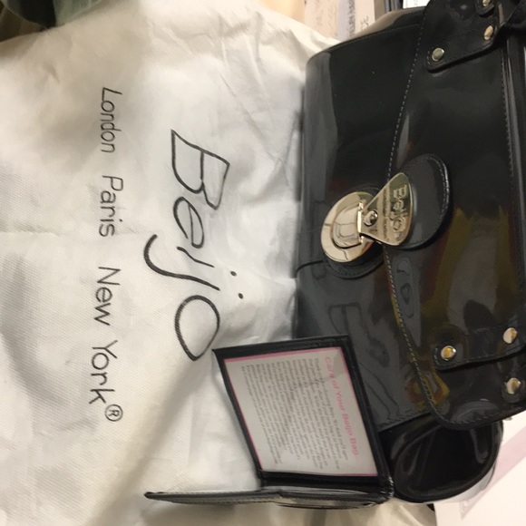 Beijo | Bags | Beijo Vintage Shoulder Bag Gray Patent With Magnetic ...
